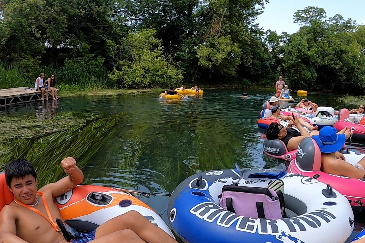 San Marcos River Guided Tubing Experience